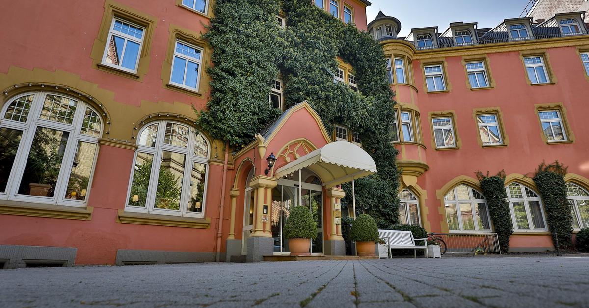 Urlaub in der eigenen Stadt: Vergünstigungen für Wiesbadener | Mittelhessen